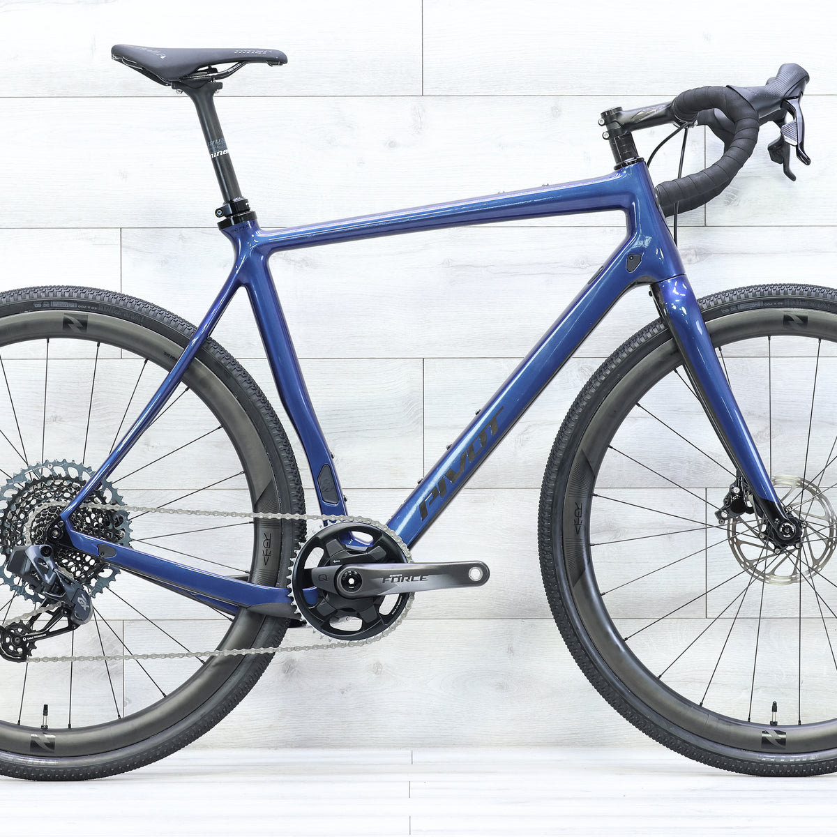 Pivot Vault Team Force X01 AXS Gravel Bike - 2024, Large – Cycle Limited