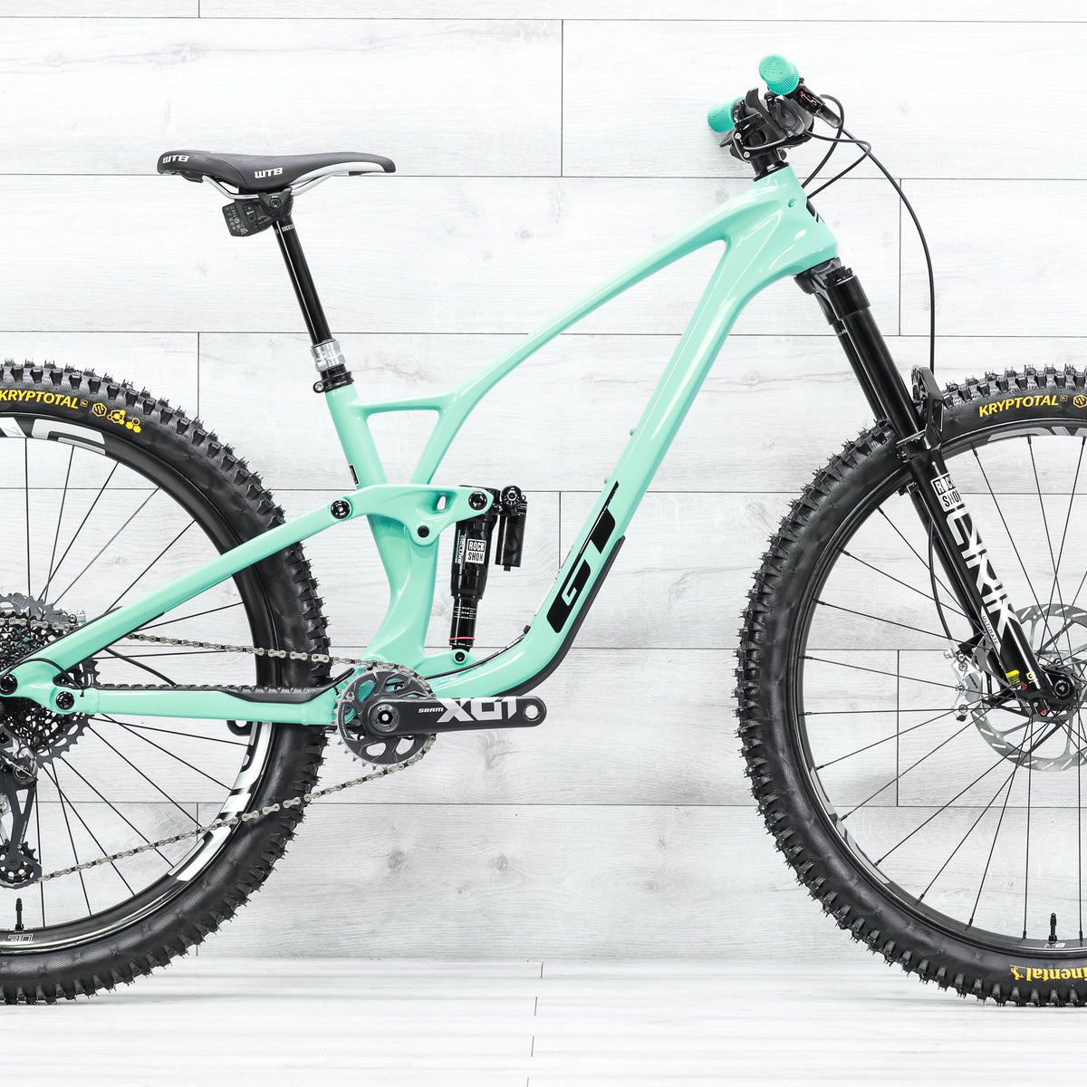 GT Sensor Carbon Pro LE Mountain Bike - 2023, Medium – Cycle Limited