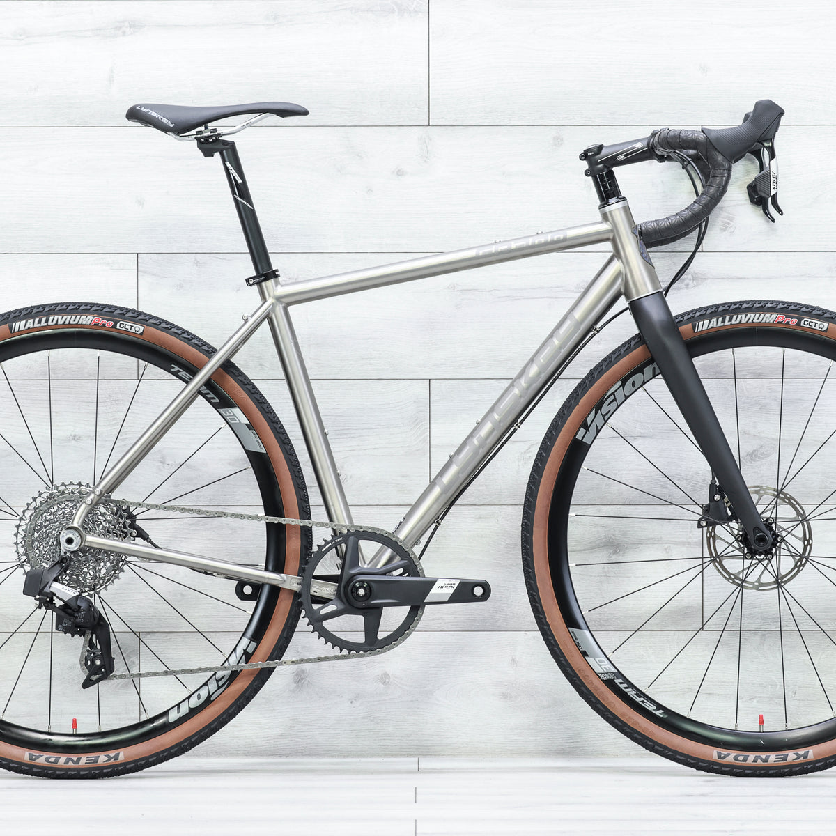 Lynskey GR300 AXS Titanium Gravel Bike - 2023, Medium – Cycle Limited