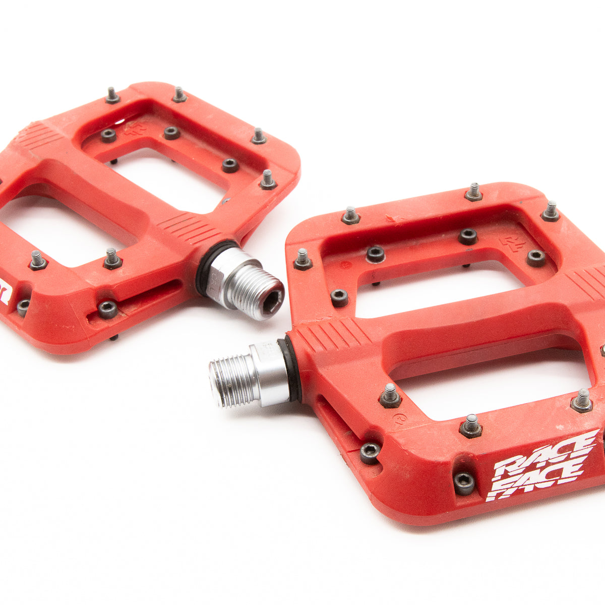 Race Face Chester Flat Red MTB Pedals 375g – Cycle Limited